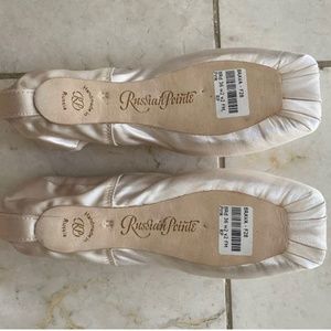 Russian Pointe | Shoes | New Russian Pointe Ballet Shoes Brava 36 W2 V2 ...